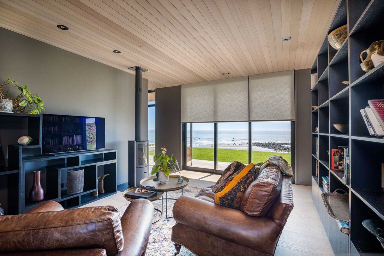 Custom Window Blinds, Screens & Shades in New Plymouth | Drapes ...